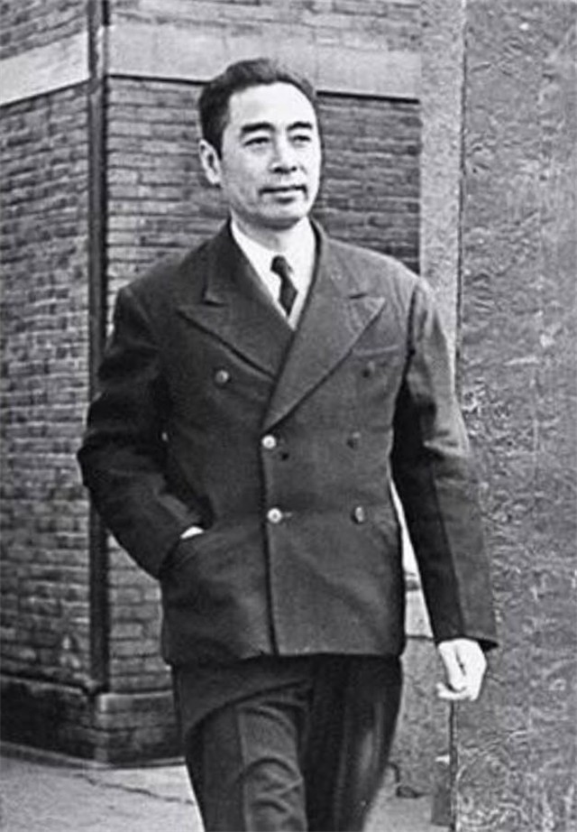 Tang Wensheng: The beautiful translator around Zhou Enlai was highly ...