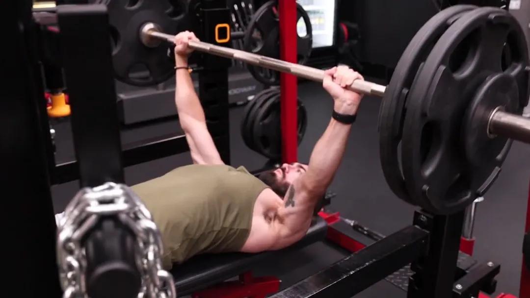 If you want a perfect D-cup breast, you need to practice these 3 moves ...