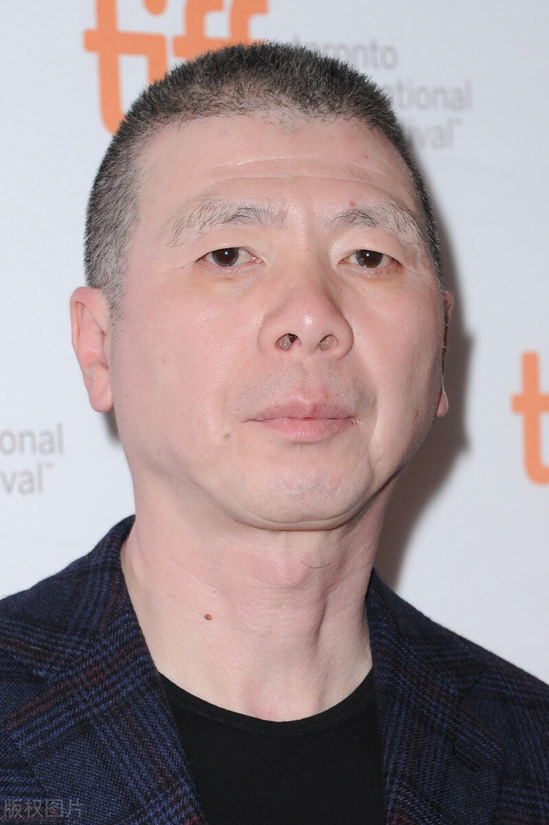 With a Douban score of 4.7, Feng Xiaogang's web drama "The First Show ...