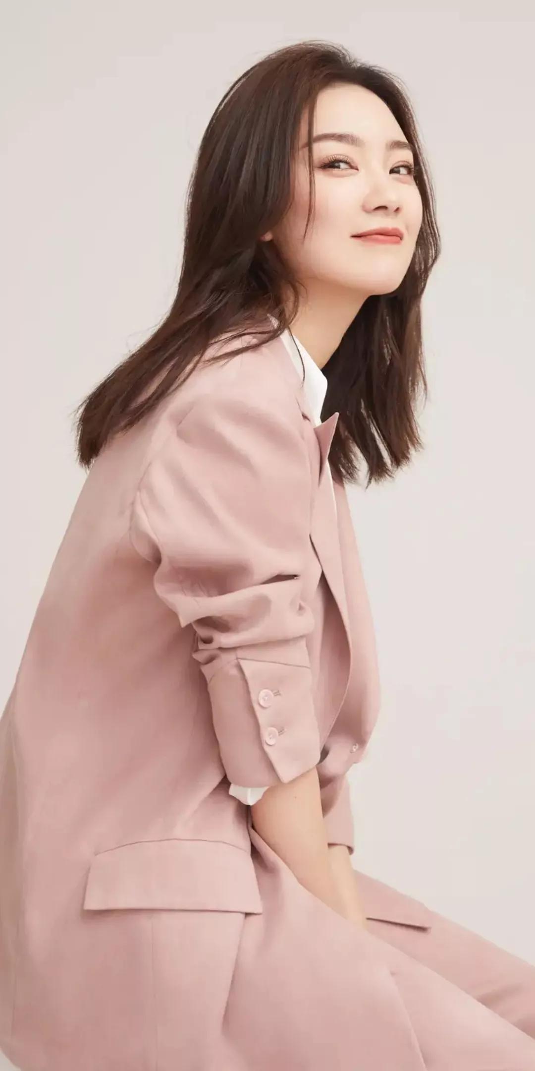 Actress Yu Xinhe is Yu Beibei?That's it, mystery and charming is too beautiful, the identity is ...