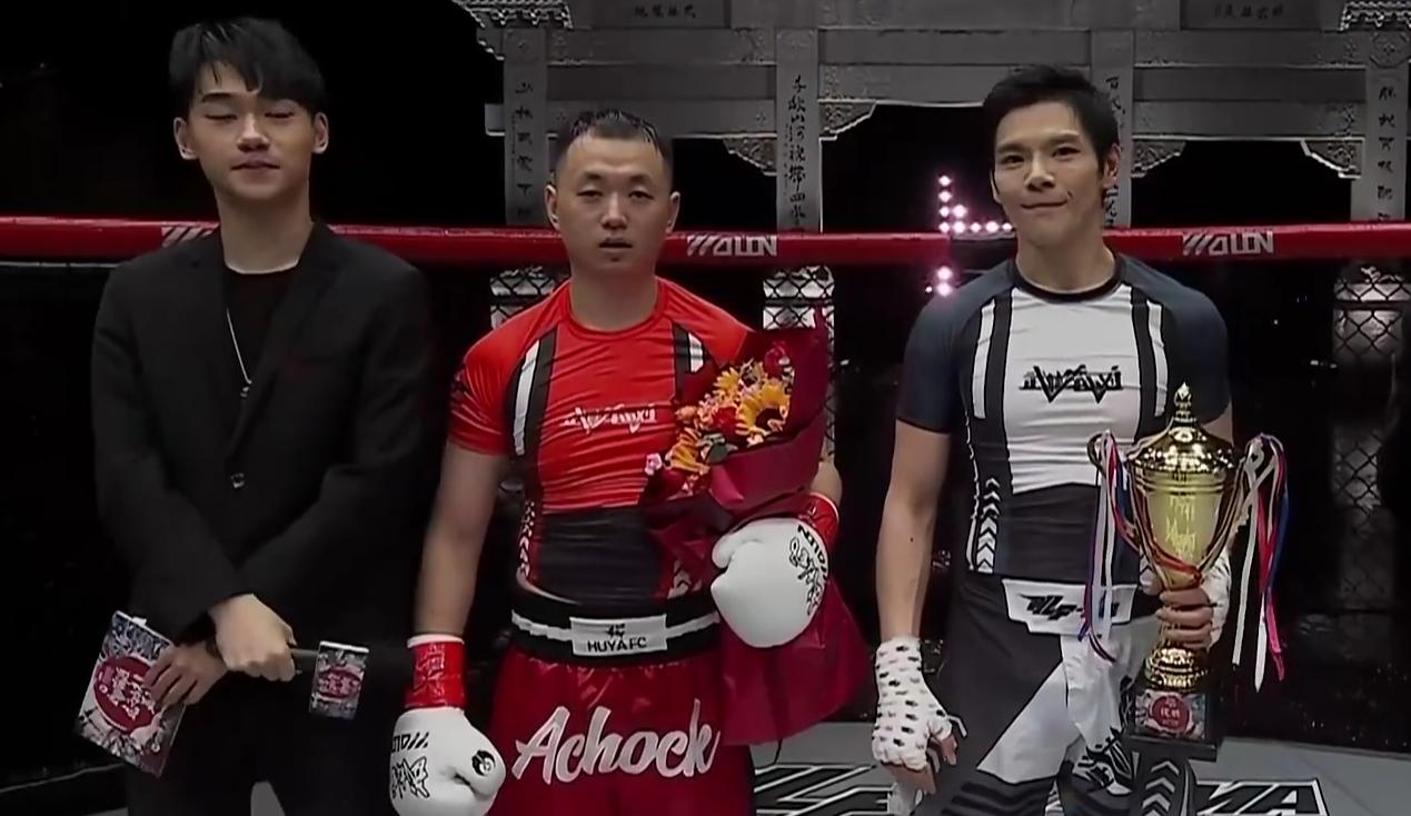 Cao Yunjin's enthusiasm provokes his upper body?Xiang Zuo responded to ...