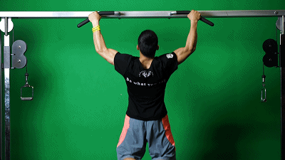 What breathing rhythm should be maintained in pull-ups - iNEWS