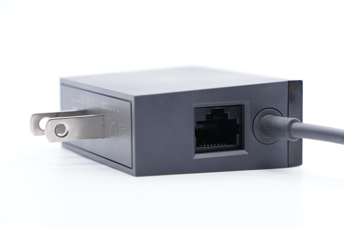 Google Chromecast Ultra comes standard with power adapter disassembly ...