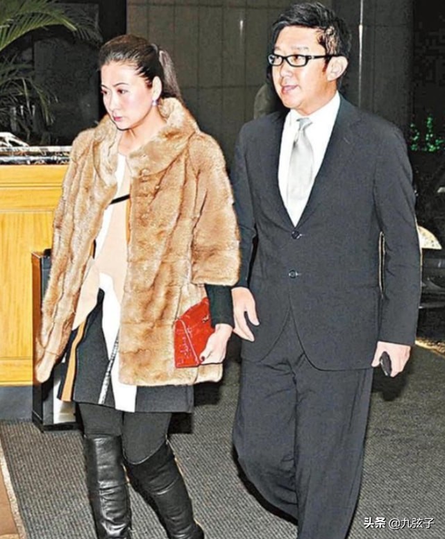 "Hong Kong's No. 1 Porn Star" Wu Xuewen's "Wind Moon" Treasure - iNEWS