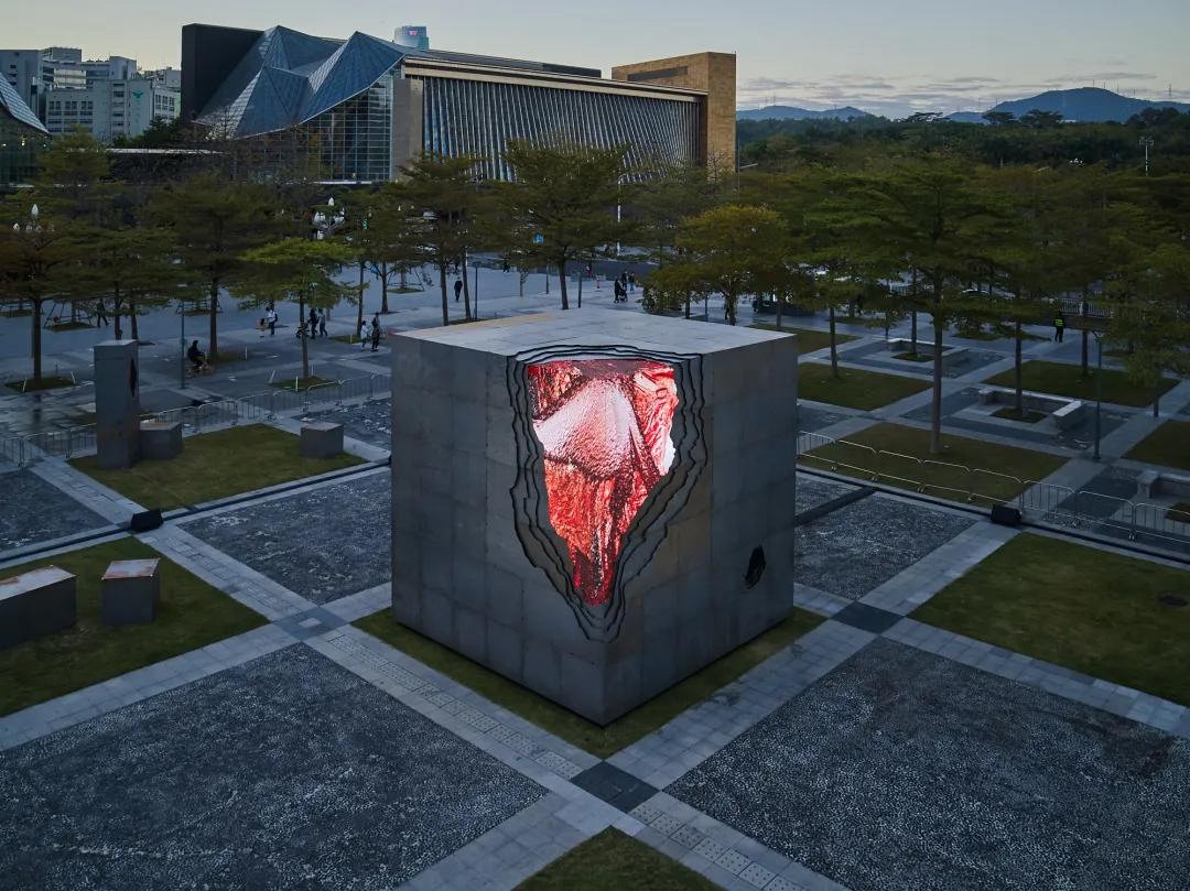 TEGIC launched a hard-core design mini charger, GaN solution 30W output, feeding iPhone13 - iNEWS