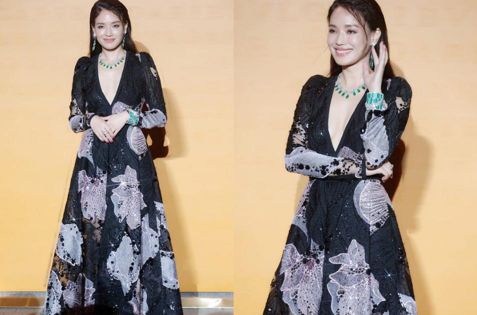 Actress's live photos of the same event are released!Shu Qi's makeup is ...