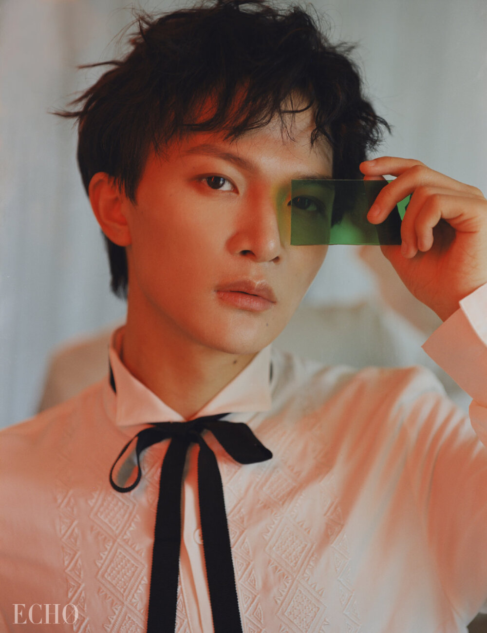 Zhou Shen, he really opened his mouth to kneel, stunning the world's ...