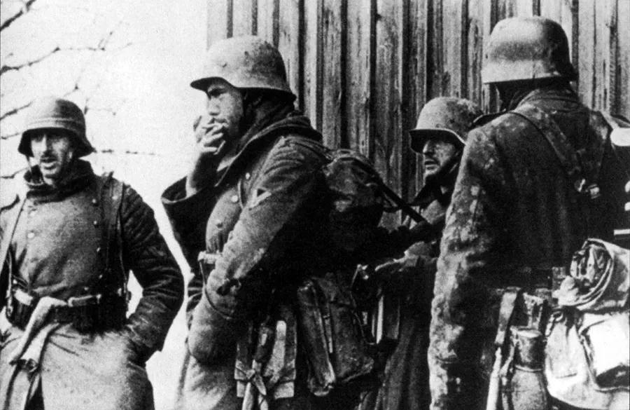 The final struggle of the Nazis at the Battle of Courland - iNEWS