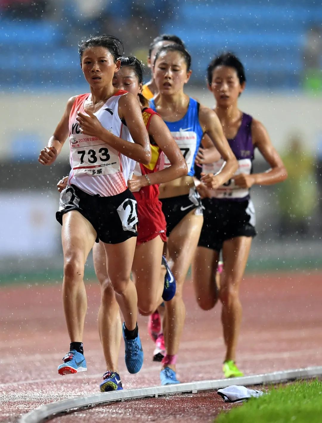 Zhang Deshun: The world champion who ran out of the mountains, ran into ...