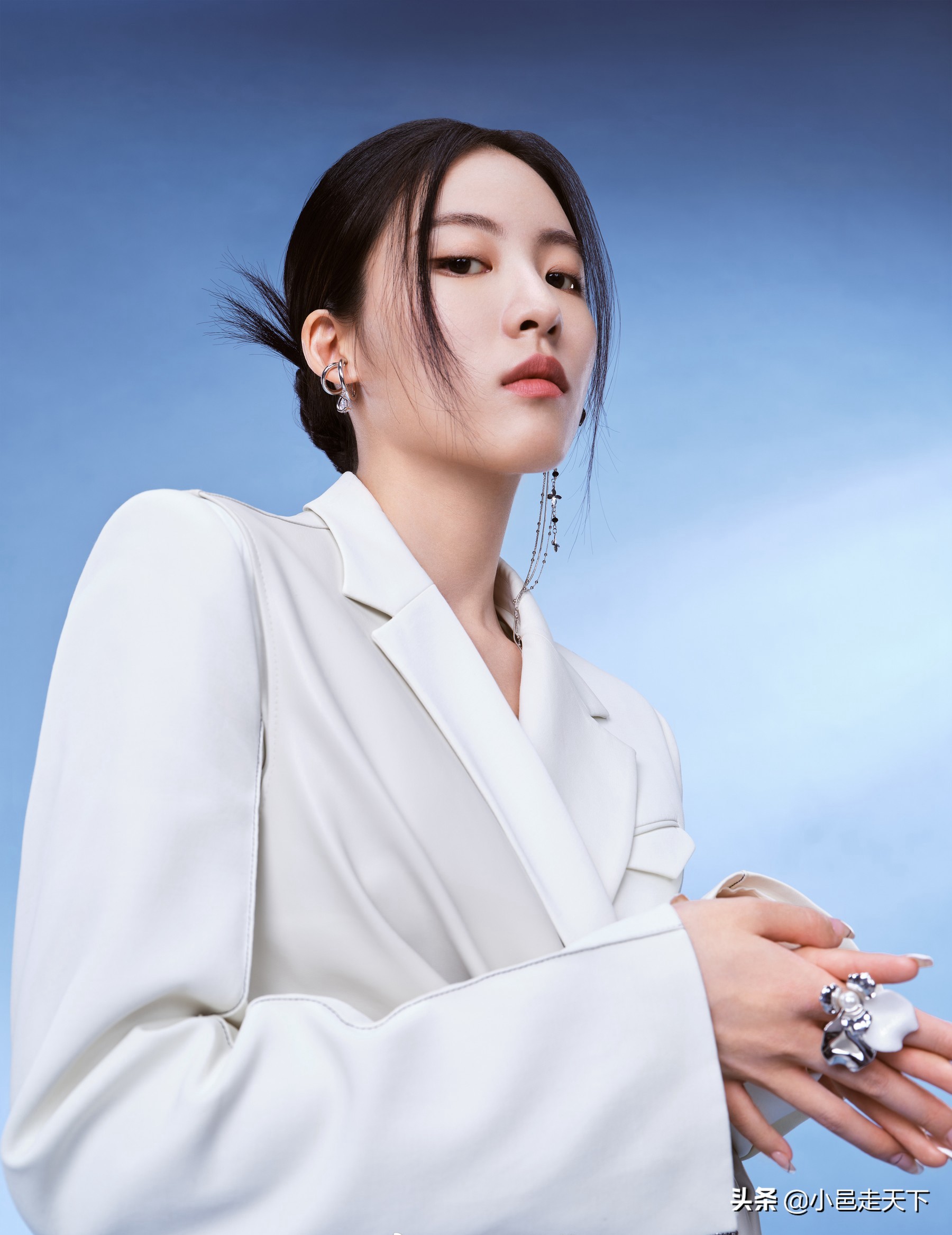 Sun Rui fashion domineering photo - iNEWS