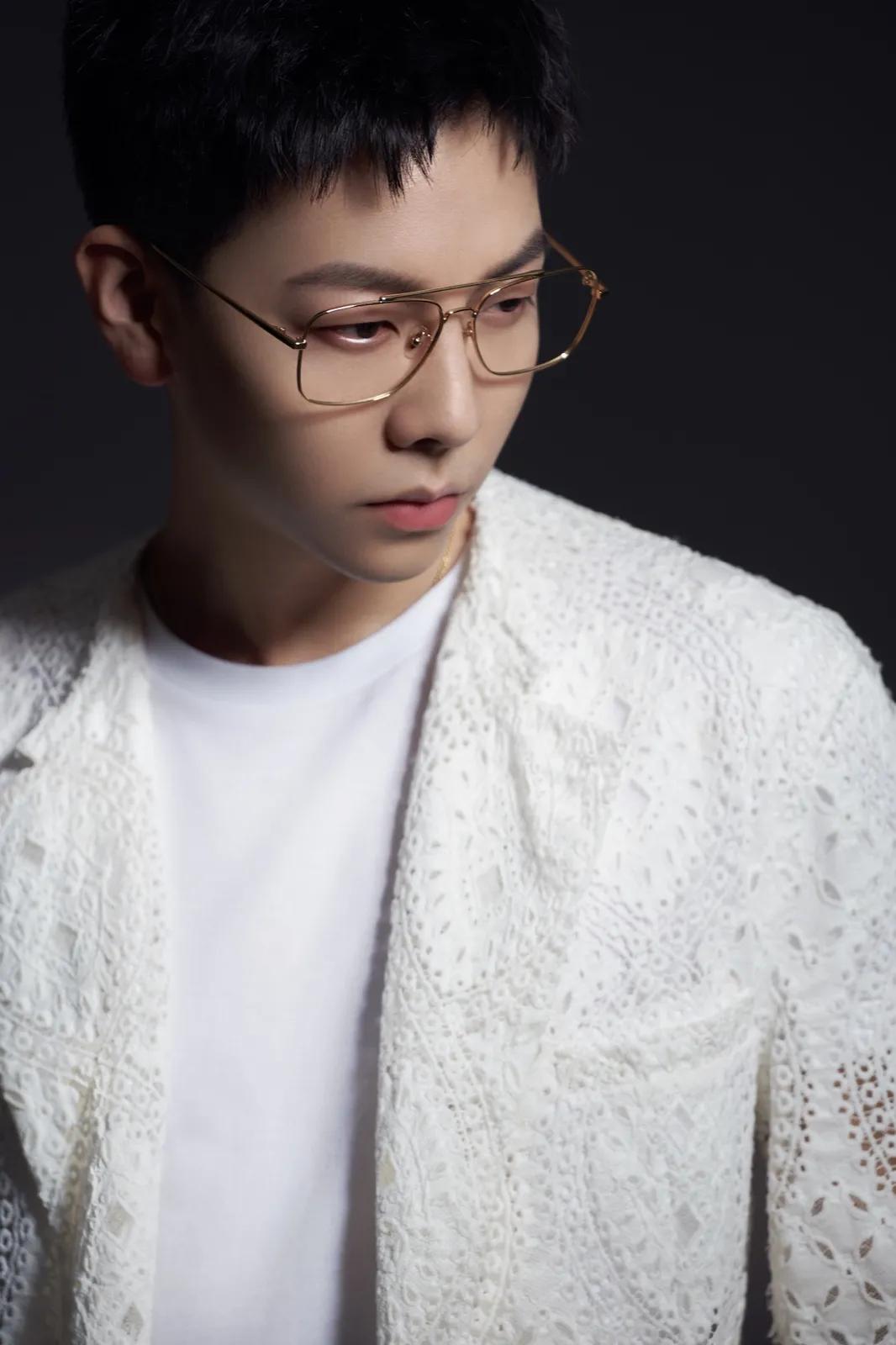 Hu Xia's life is multifaceted - iMedia