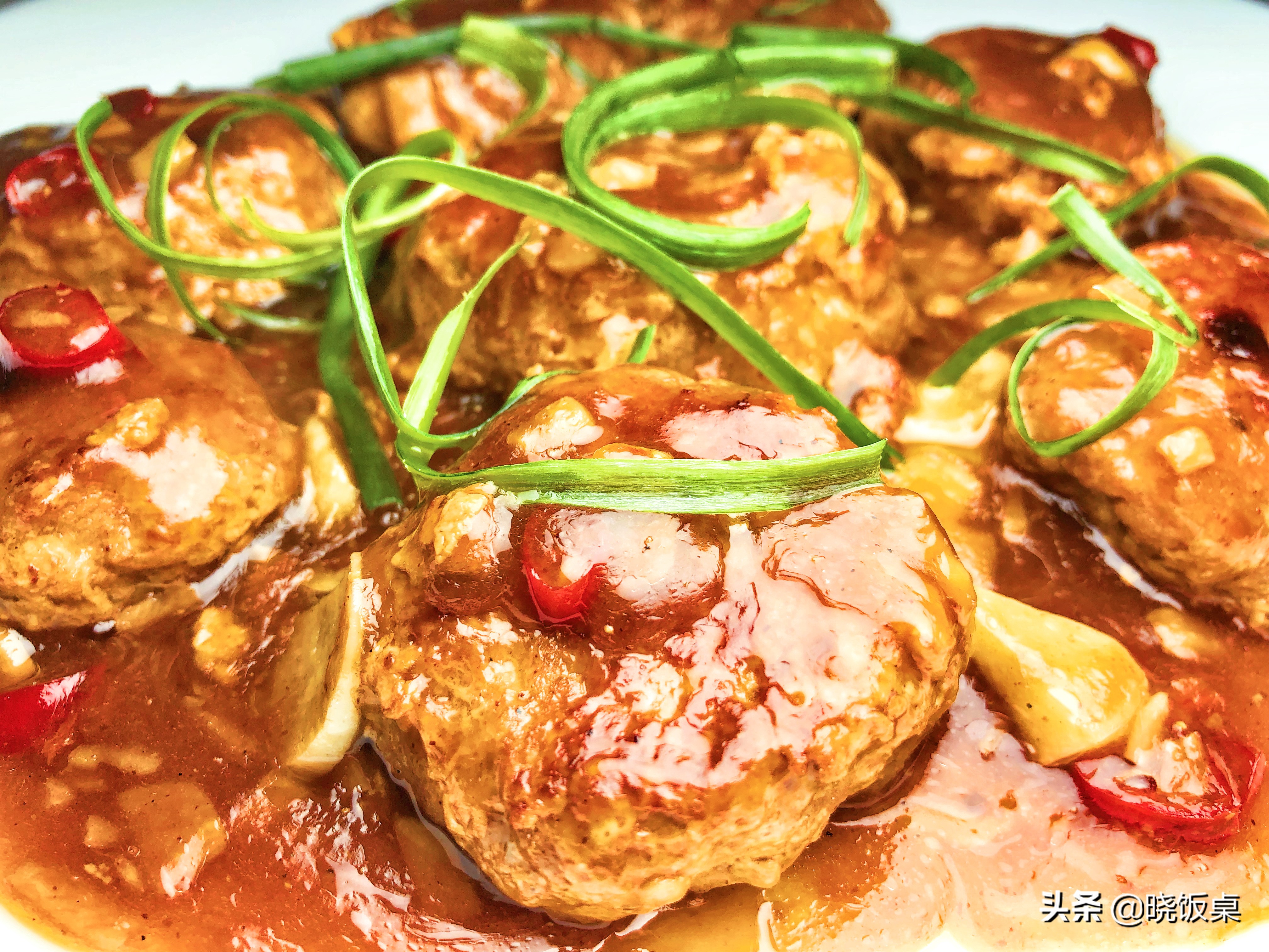 The classic Lu Cai Nan fried meatballs, the meat is fragrant, tender ...