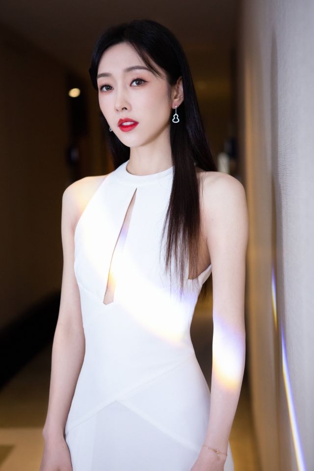 Light Picking Ceremony: Liu Yifei, Yang Mi, Xiao Zhan, Xu Kaire ...