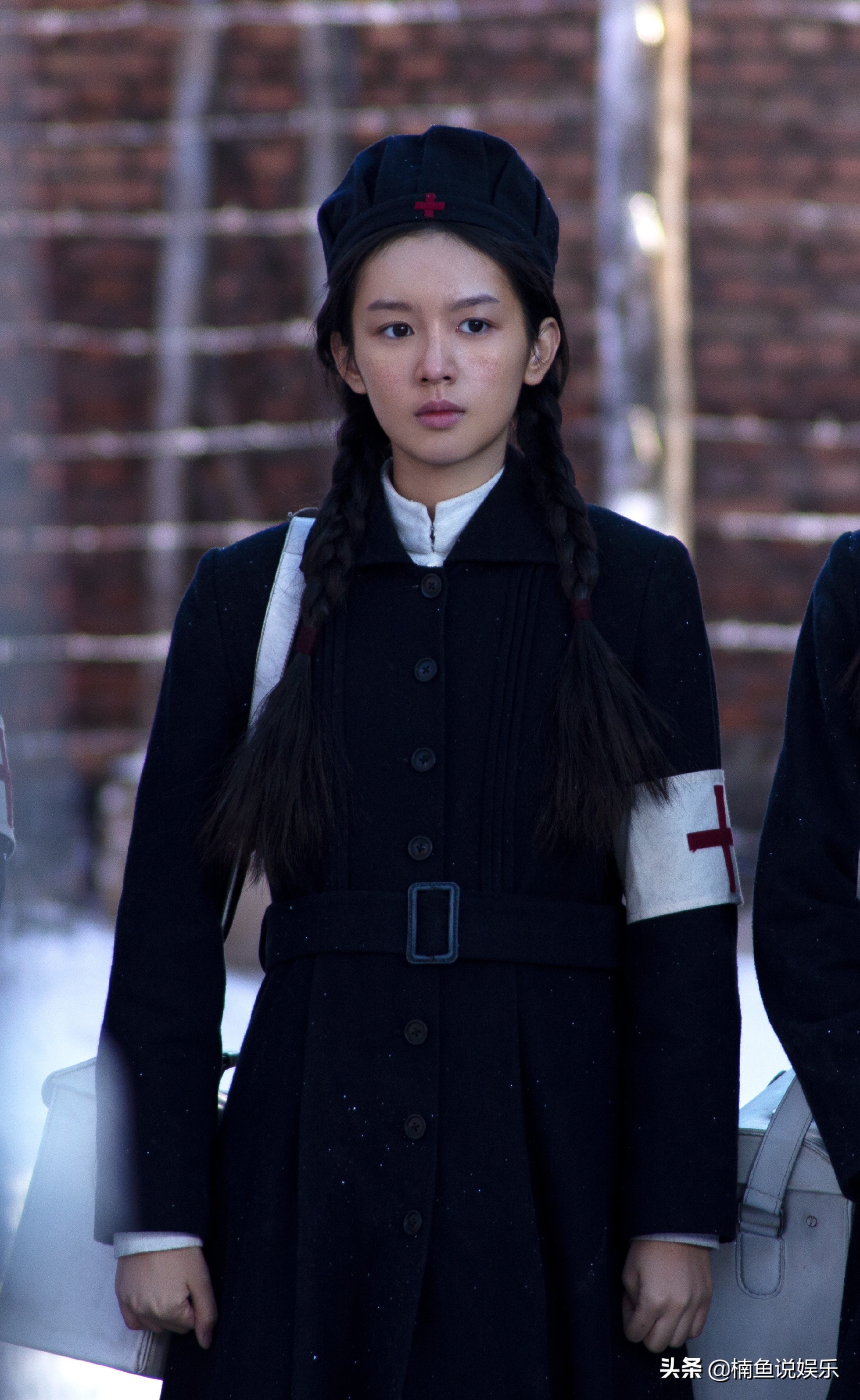 Movie "Heroes of the Railway": Zhou Ye plays the role of Miss Nurse ...