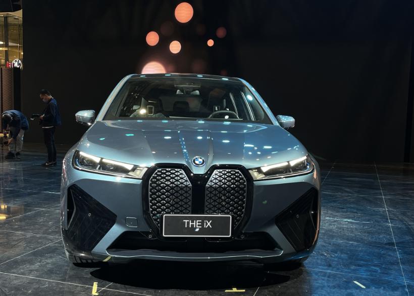 The BBA pure electric luxury car blows a counterattack, how much time ...