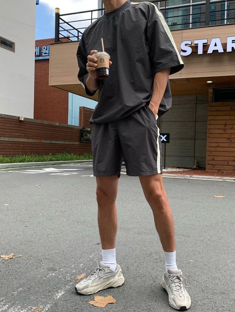 Boys wear 