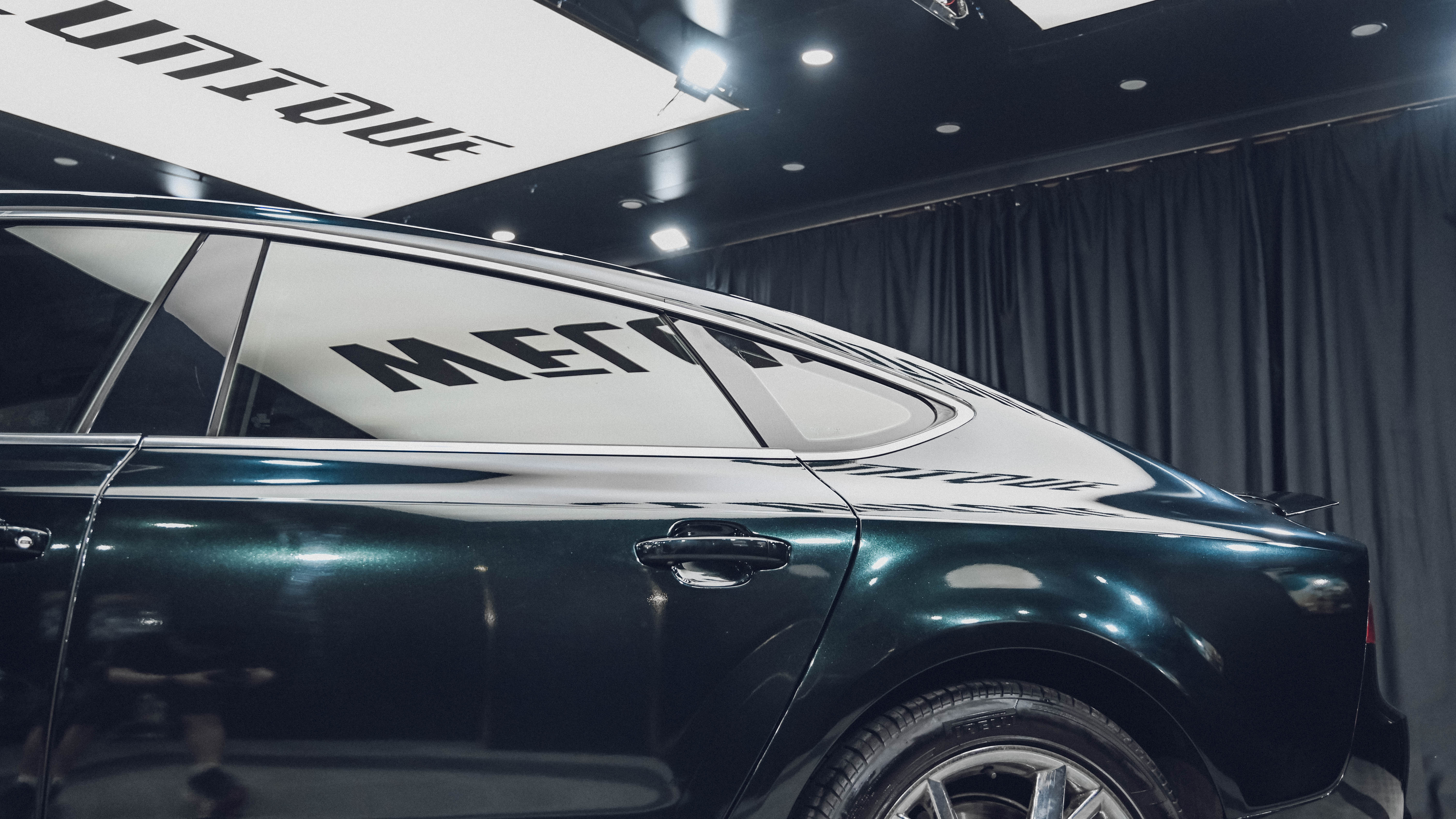 Audi A7 stickers emerald green change color - iNEWS