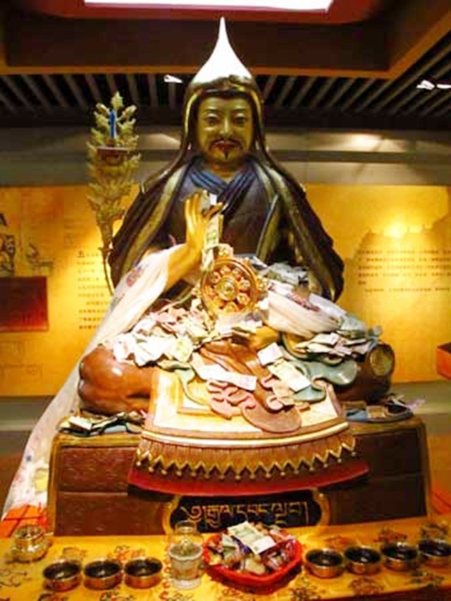 The double-sided life of the sixth Dalai Lama: a dignified puppet ...