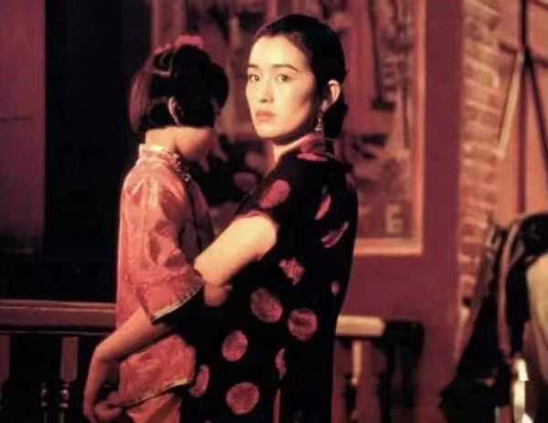 Zhang Yimou asked Ge You to play "Fugui" in the filming of "To Live", but he felt that the pay ...