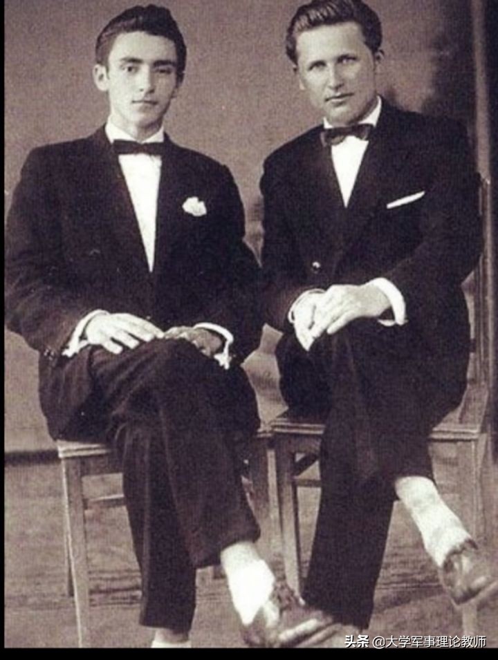 From "Soviet Hero" to Chechen Rebel leader: Dudayev's "Double Life" - iNEWS