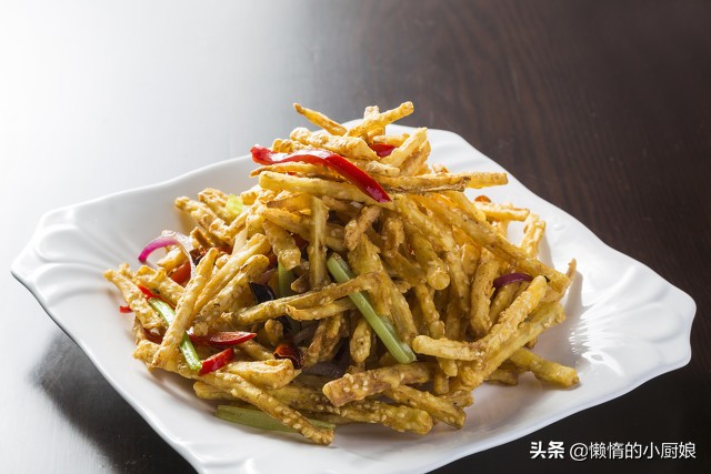 The dried lotus root shreds used as both snacks and wines and dishes ...
