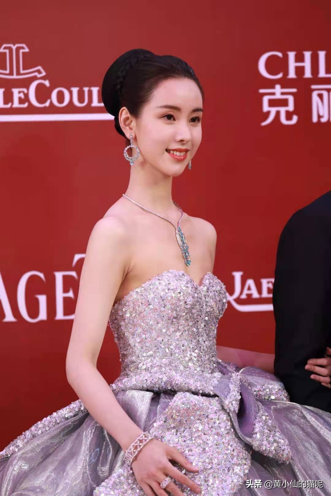 Chen Duling is really too thin, and his skinny figure can't even hang ...