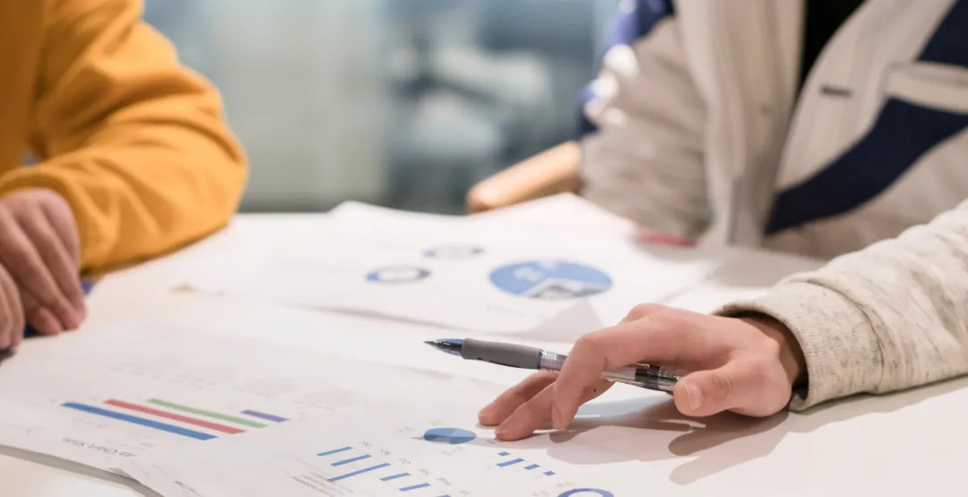 Zhao & Feng Guan announced the divorce, apart from the division of ...