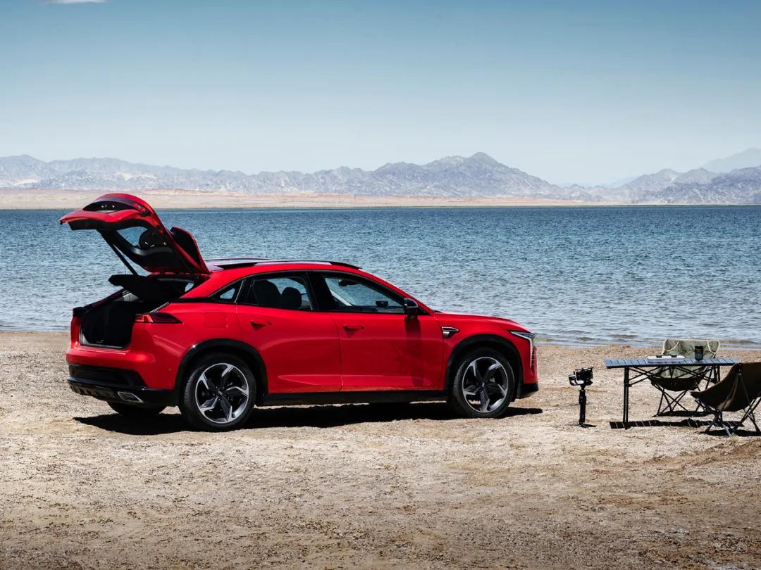 Value is justice, FAW Bestune's new coupe SUV B70S gathers current trend design elements - iNEWS