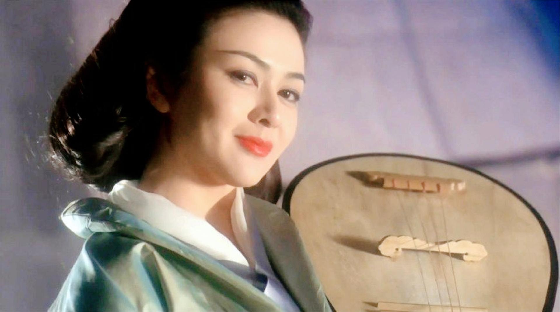 In Tsui Hark's classic 28 years ago, Rosamund Kwan contributed a ...