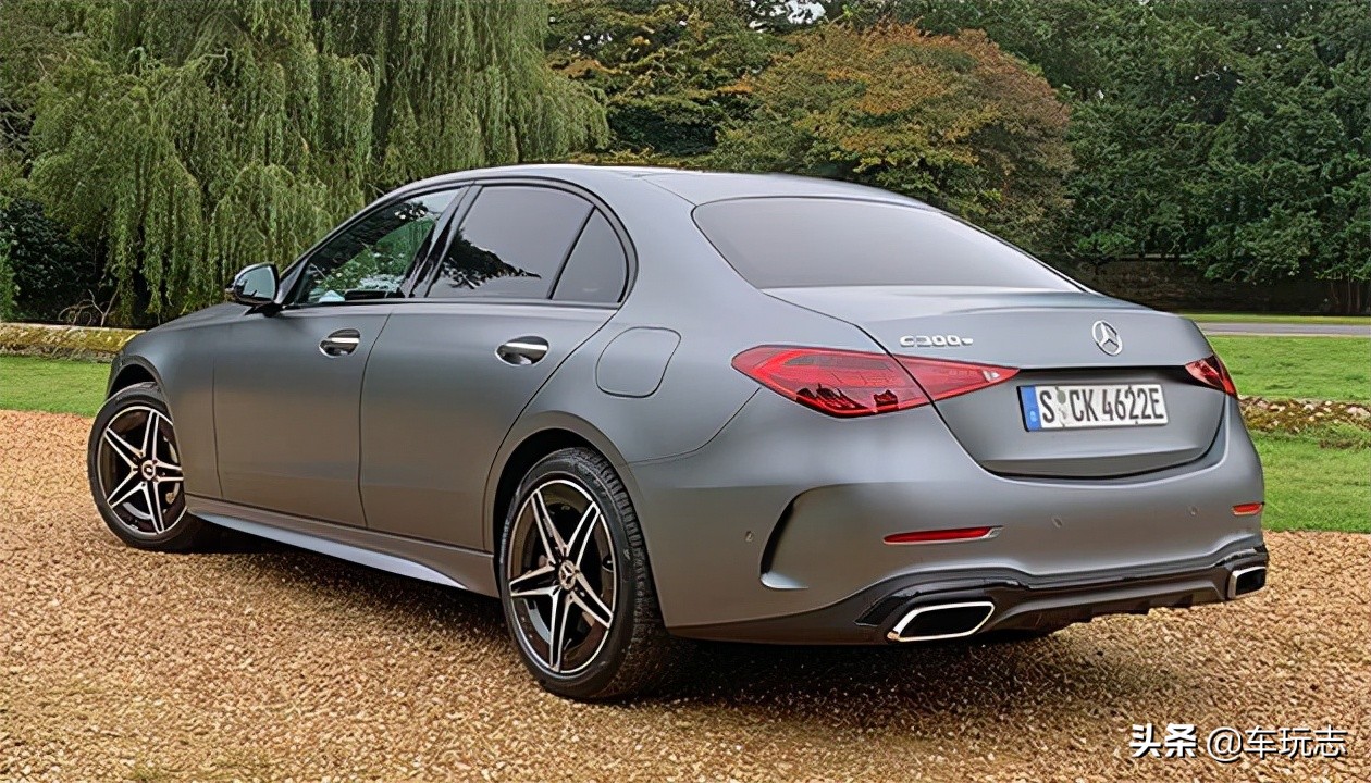 How does the Mercedes-Benz C300e have a cruising range of more than 60 ...