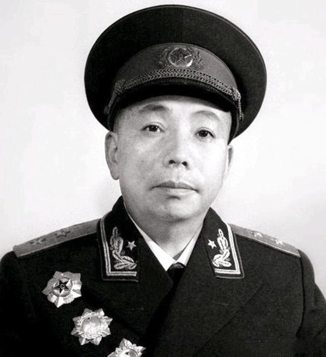 "Major General" or "Commander", who is at a higher level? - iNEWS - Page 3