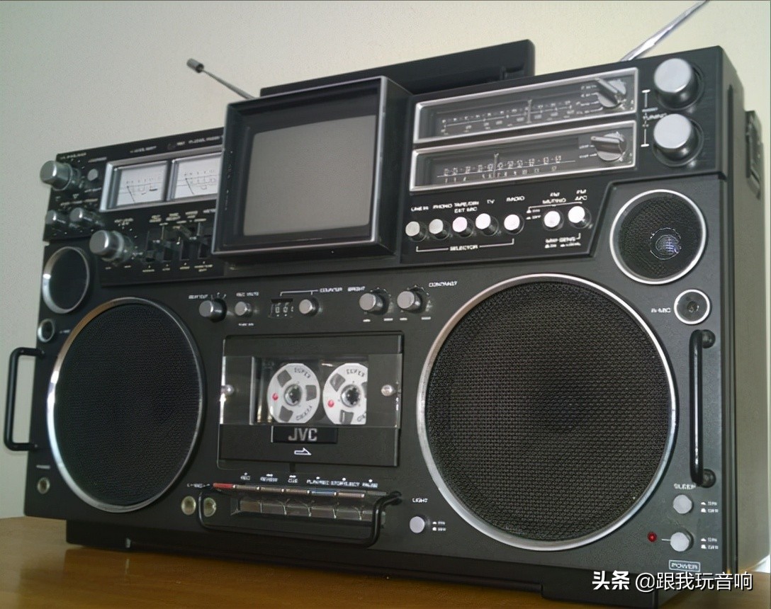 This is a 3090 multifunctional portable radio and TV sound system ...