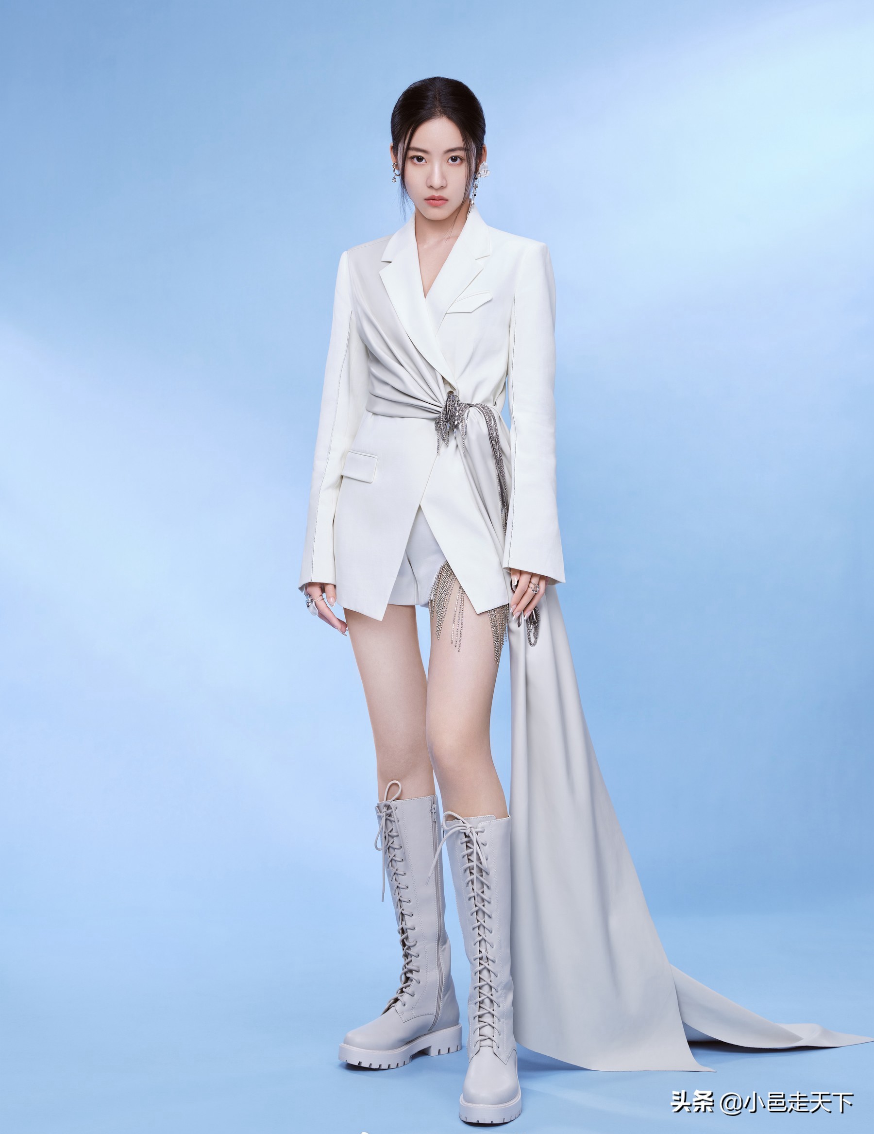 Sun Rui fashion domineering photo - iNEWS