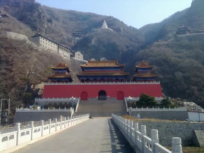 King Kong Mountain Yongfeng Temple - iNEWS