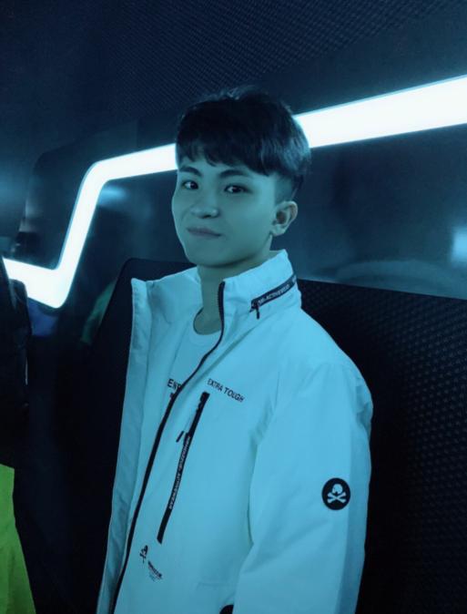 Wu Yonghao wants to transform to become a game anchor?Challenge Liuwei ...