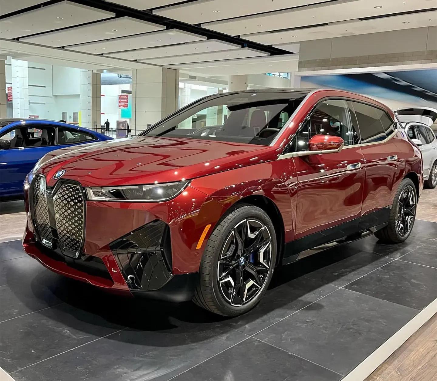 The 2022 BMW IX50 officially arrives in Hong Kong, accelerating from ...