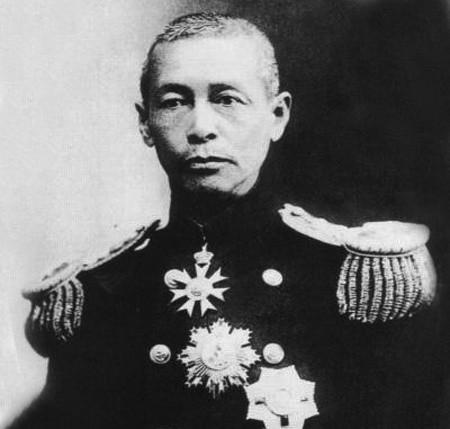 At the founding ceremony, the commander of the Qing Dynasty navy on the ...