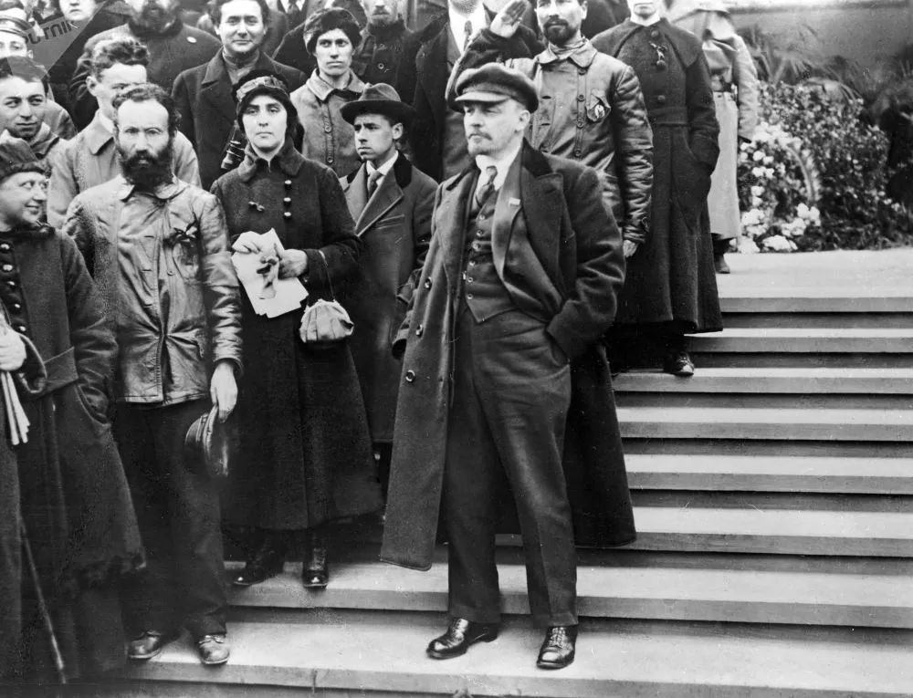 How did Soviet Russia become the Soviet Union at the end of 1922? - iNEWS
