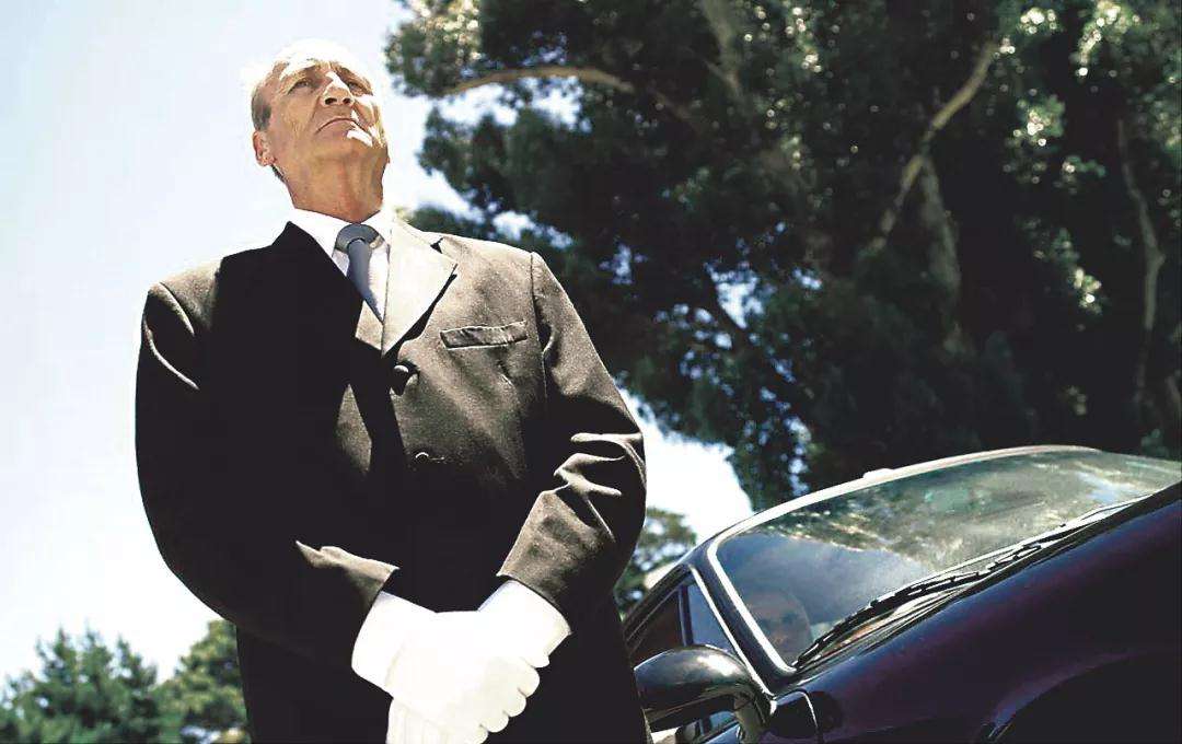 The Merit and Punishment of Lord Darlington's "Gentleman's Spirit" - iNEWS