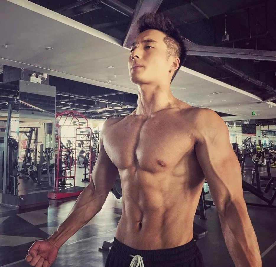 The 26-year-old guy works hard to get a perfect figure. The muscle ...