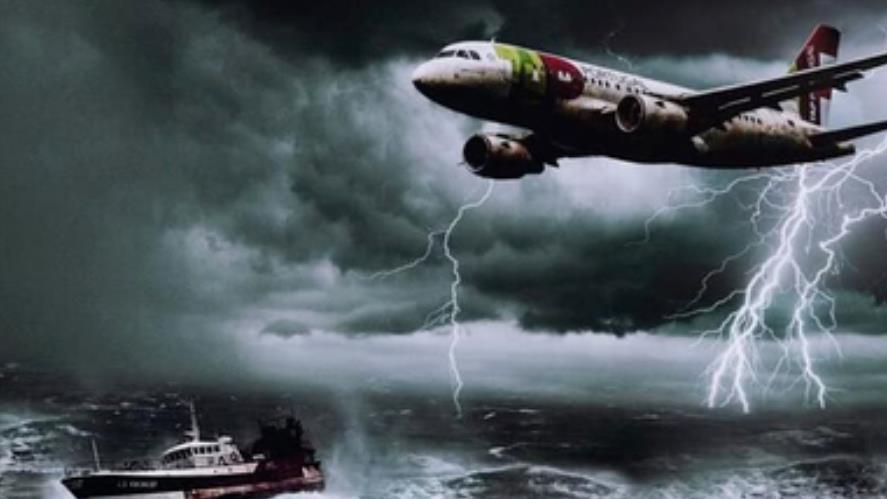 Flight 914 mysteriously disappeared in 1955. 35 years later, passengers ...