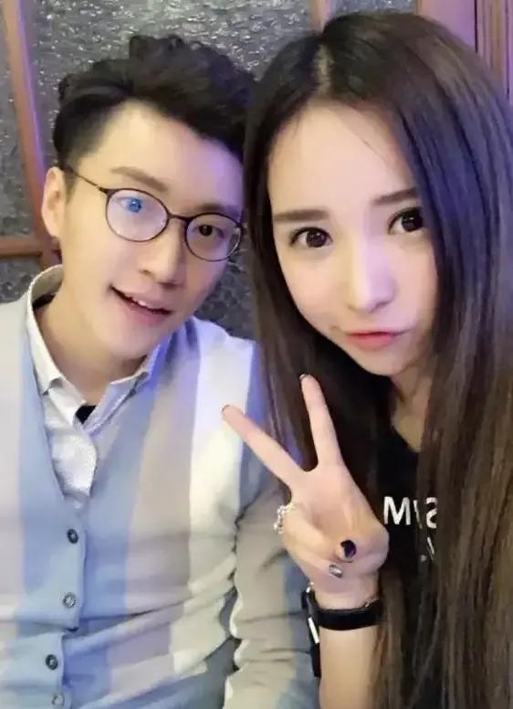 Two consecutive years, I will take the sun, the sun is beautiful, and the Joe Rie Liang ...