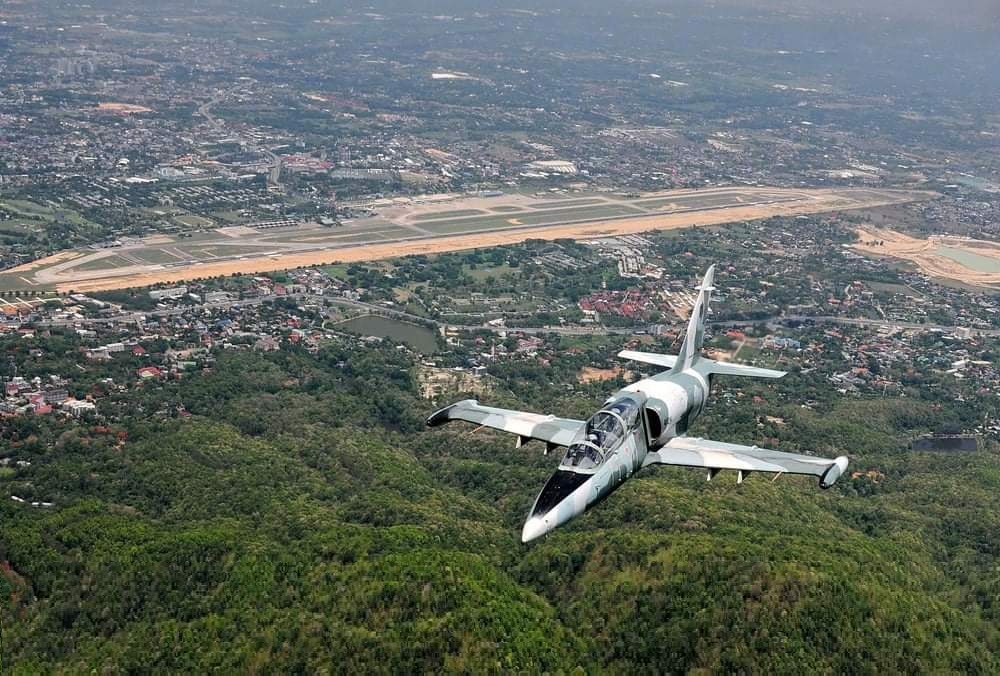 Czech military industry's signature Warsaw Pact trainer overlord L-39 ...