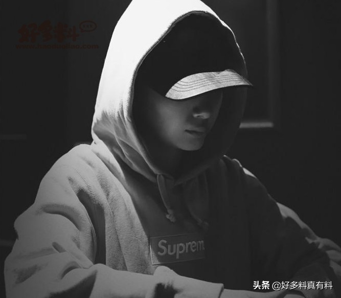 How did Li Sidani and Yang Wenhao feel how they two met - iNEWS