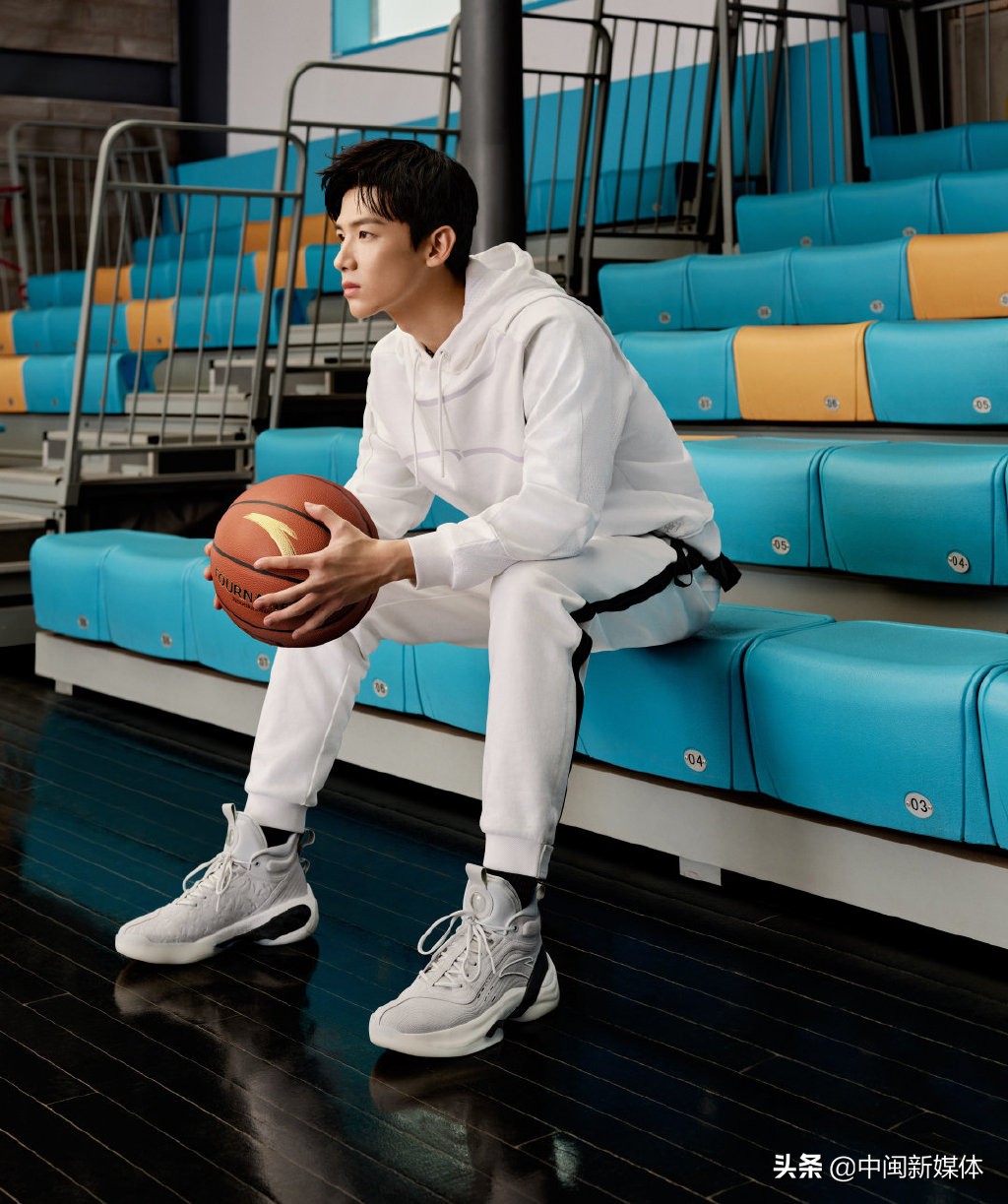 Bai Jingting endorses Anta - iMedia