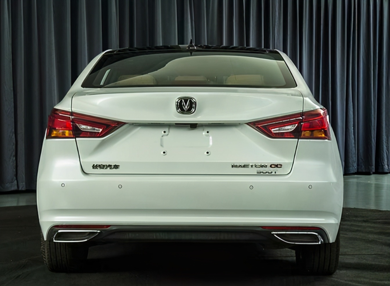 The new generation of Ruicheng CC real car exposed, younger and more ...