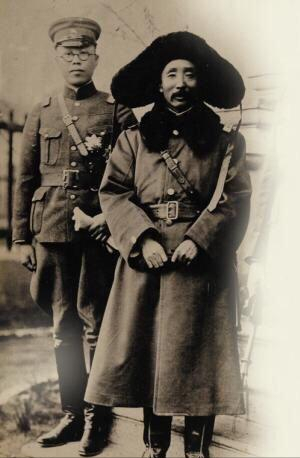 Old historical photos: Hu Die wearing a swimsuit, Zhang Zuolin is small ...