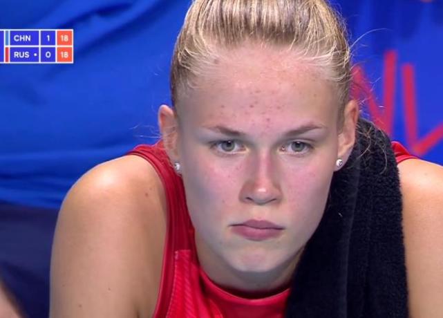 3-0!The Chinese women's volleyball team won five consecutive victories ...