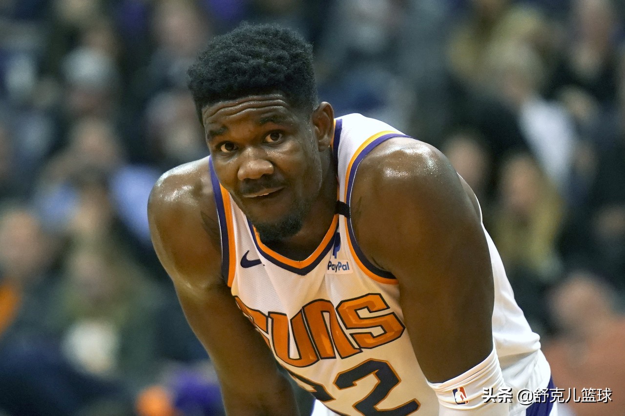 Revealing the ranking of the oldest looking players in the NBA. He is ...