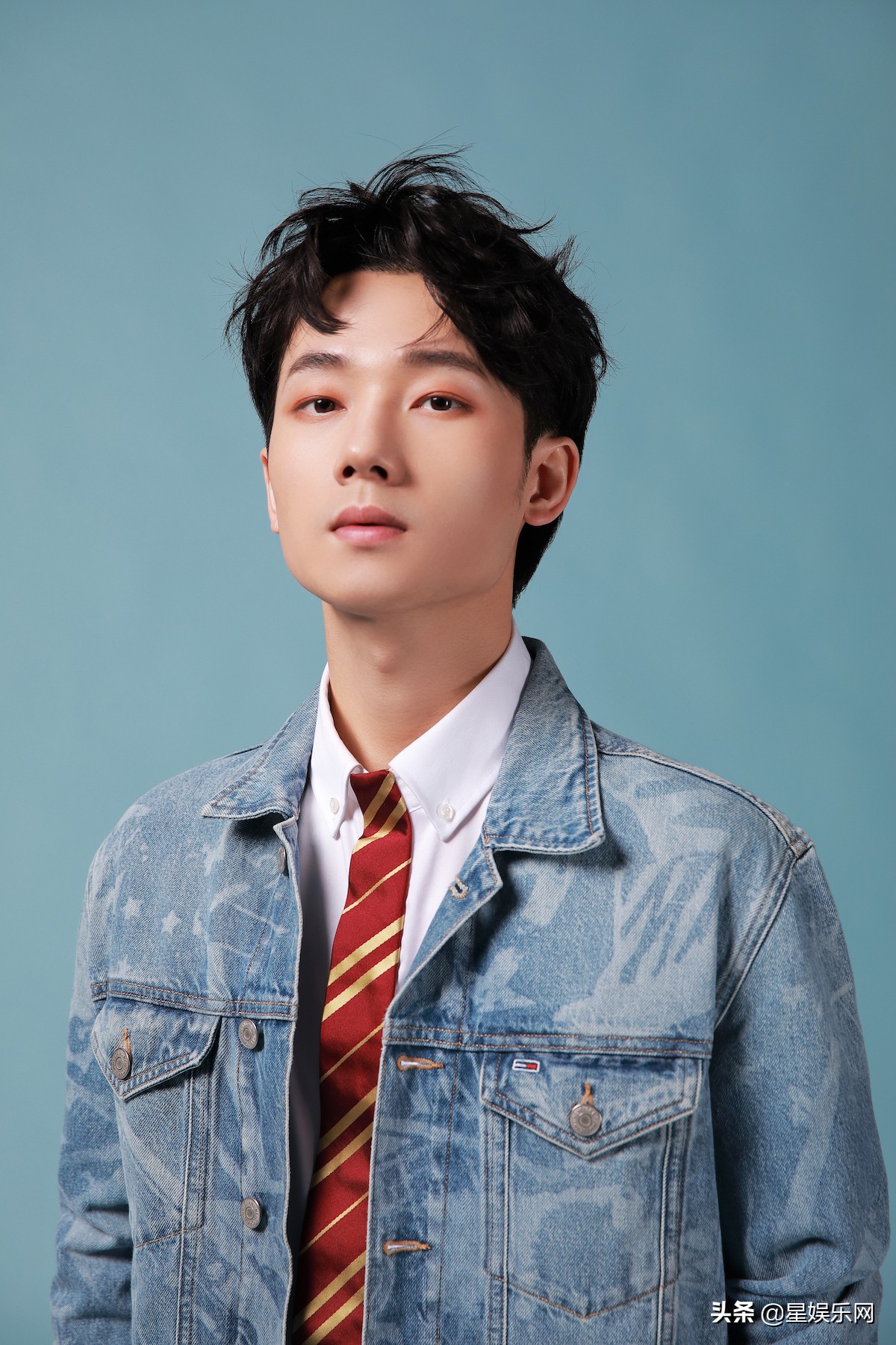 Almighty idol Jiang Dunhao's new song "Vortex" is online, looking back ...